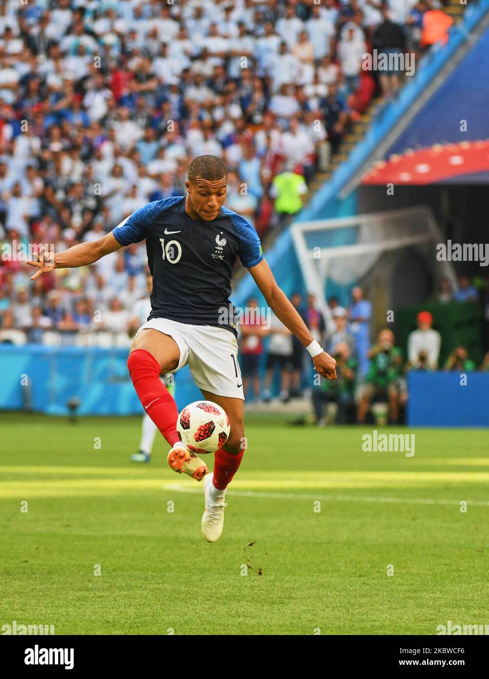 Front kylian mbappe hi-res stock photography and images - Alamy