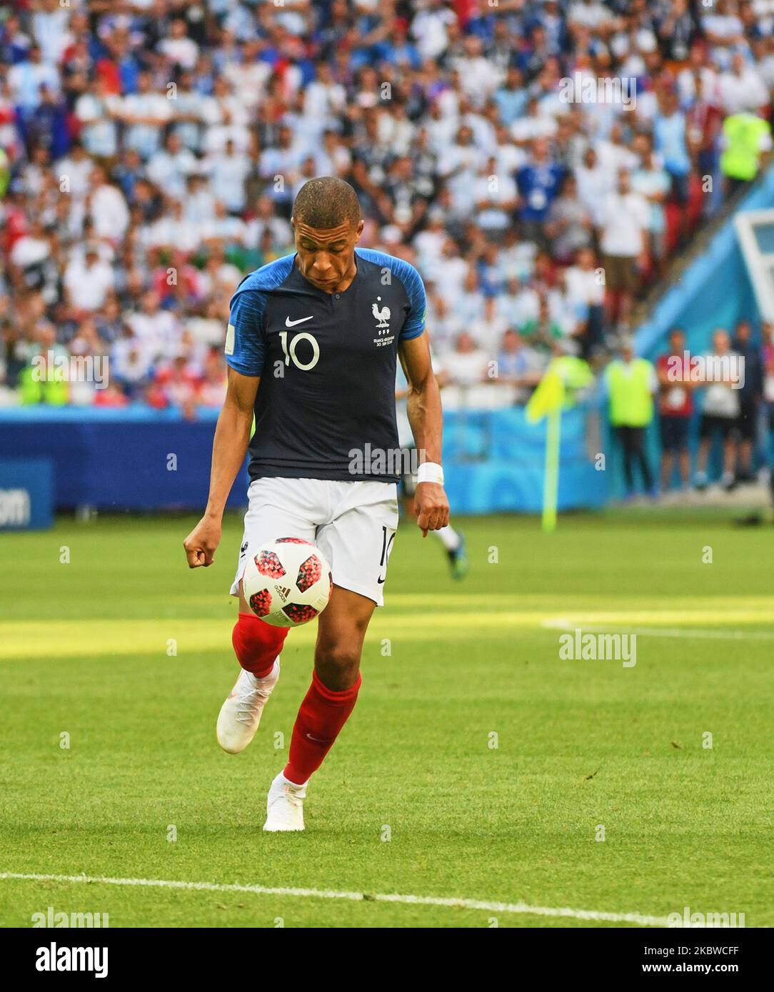 Front kylian mbappe hi-res stock photography and images - Alamy