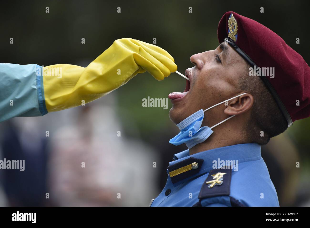 Bangladesh police mobile hi-res stock photography and images - Alamy