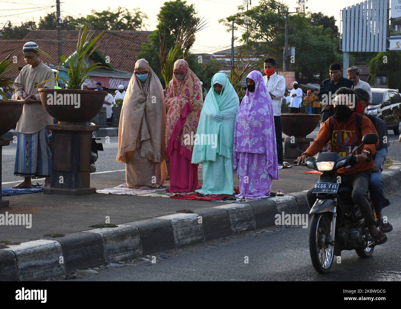Implementation of id prayers hi-res stock photography and images - Alamy
