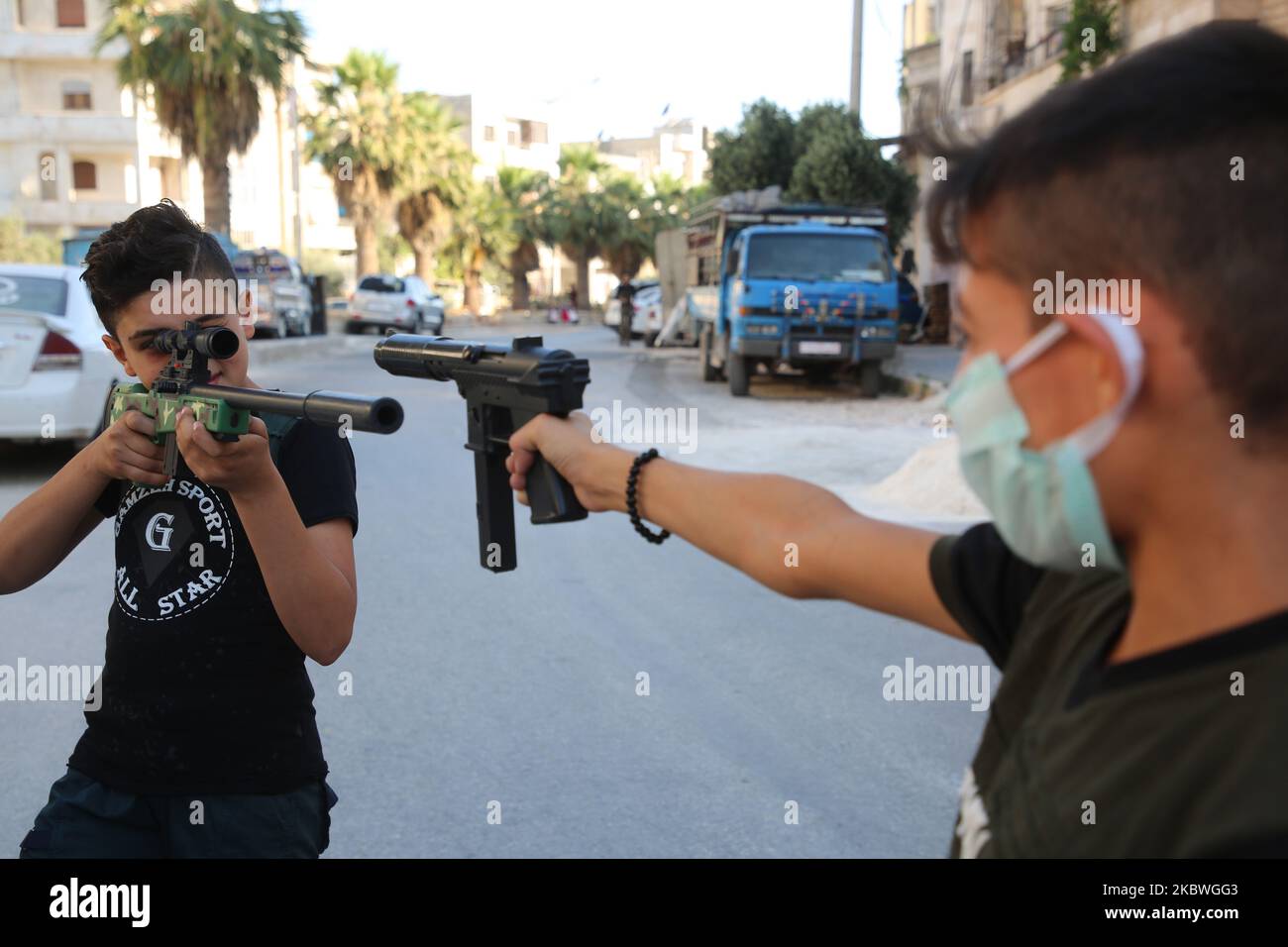 Syrian children hi-res stock photography and images - Alamy