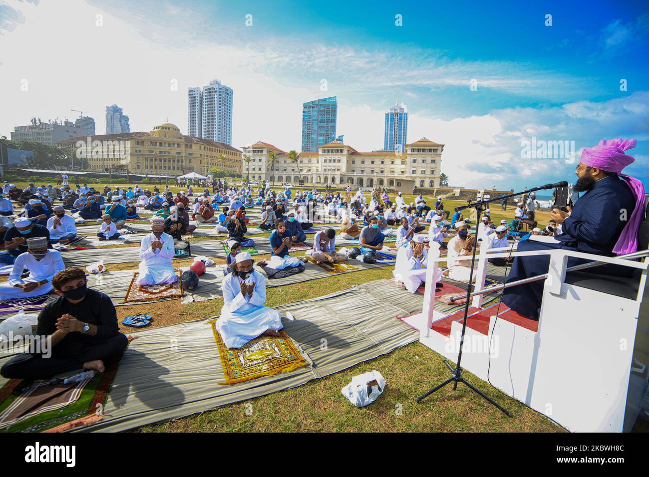 Rites of hajj hi-res stock photography and images - Alamy