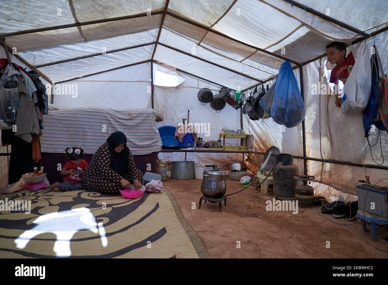 Syrian woman hi-res stock photography and images - Alamy