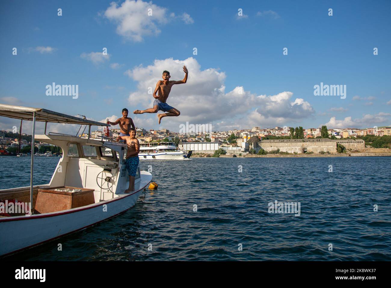 Yearly muslim pilgrimage hi-res stock photography and images - Alamy