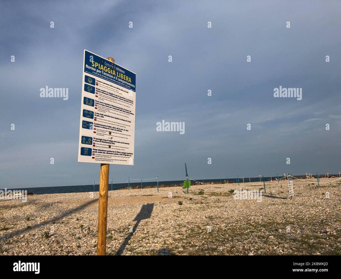 Spiaggia sign hi-res stock photography and images - Alamy