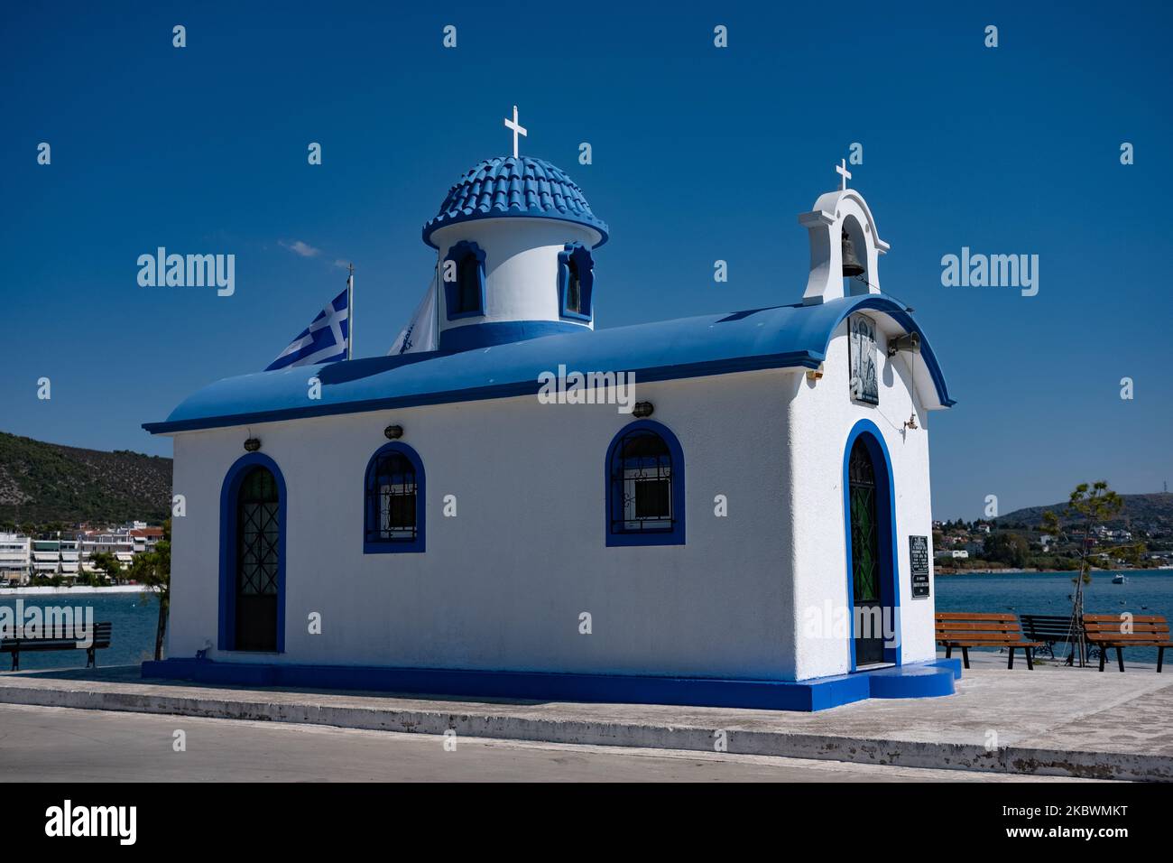 Christian orthodox chappel of agios nikolaos hi-res stock photography ...