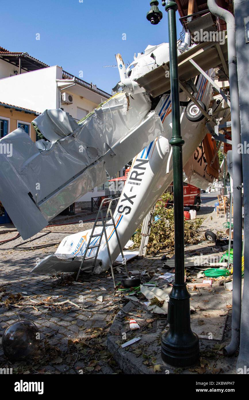 A small light aircraft of general aviation had an accident as it ...