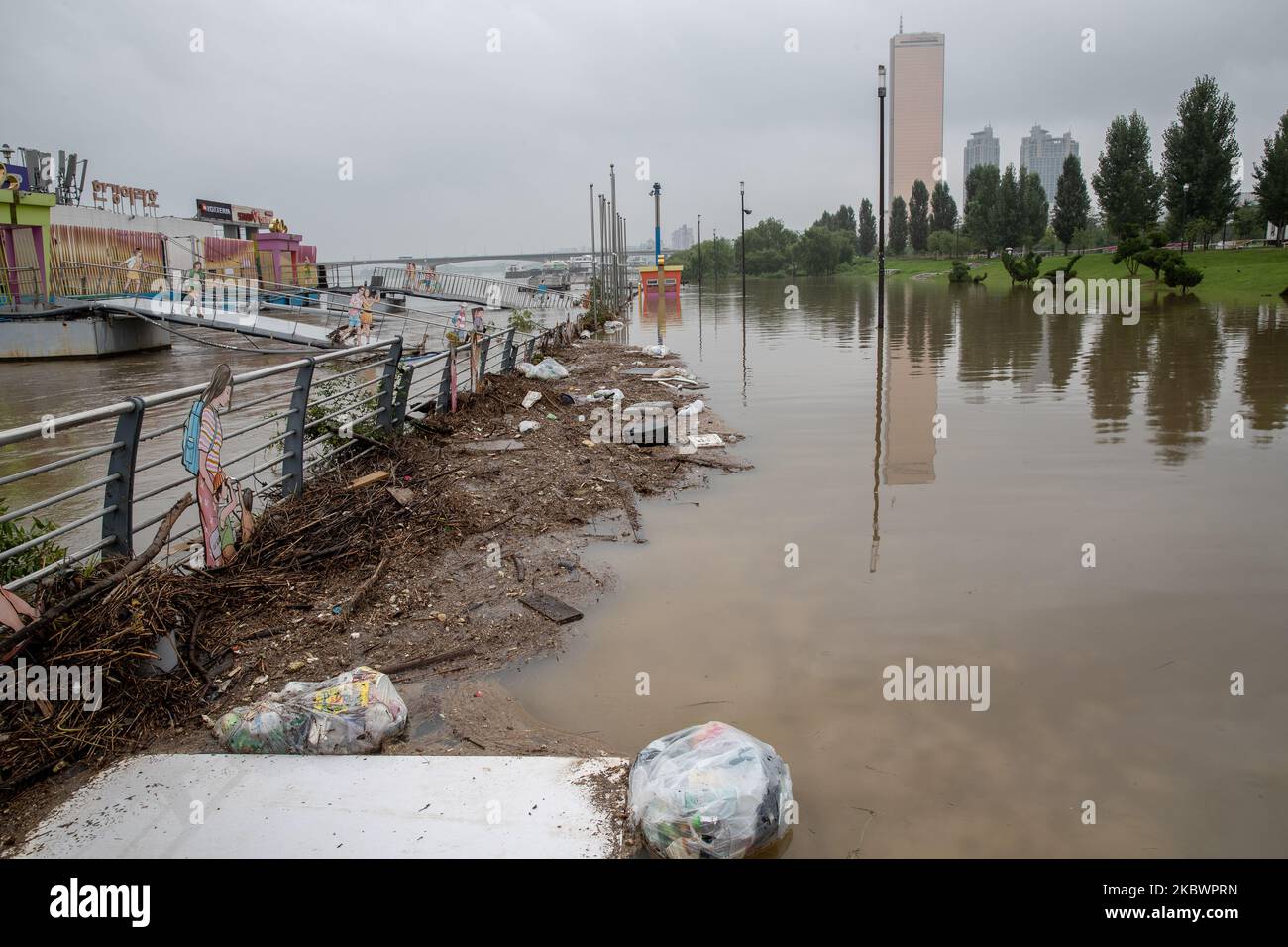 Han River Seoul Flood Hi Res Stock Photography And Images Alamy