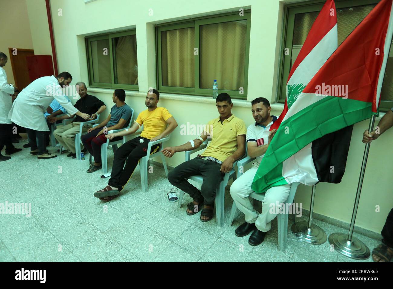 Palestinians donate bloods, in Gaza, Palestine, on August 5, 2020 ...
