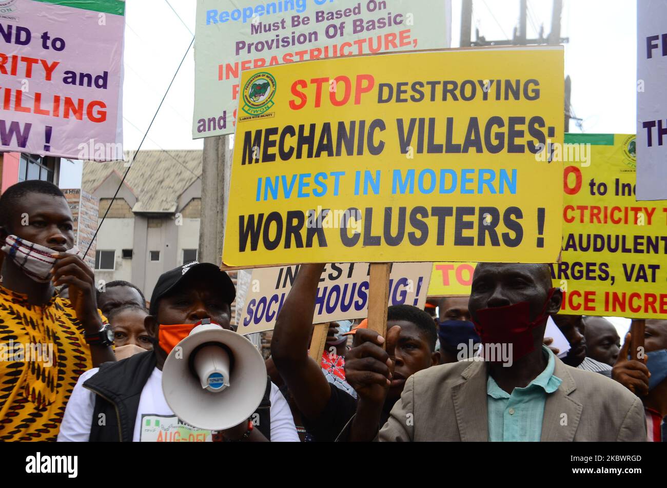 Level of penury hi-res stock photography and images - Alamy