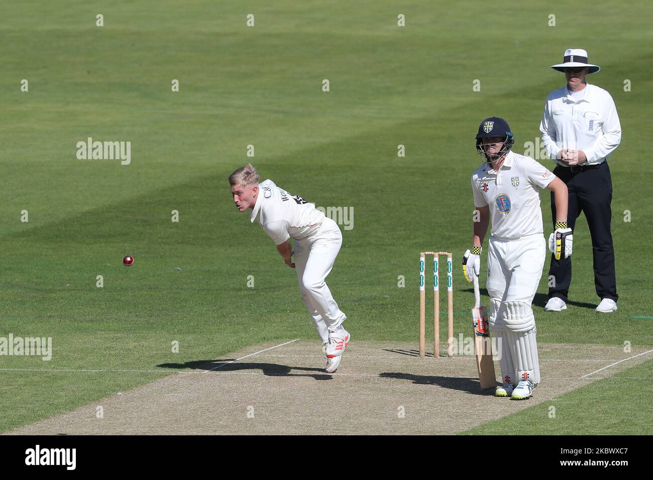 Bob willis cricket bowling hi-res stock photography and images - Alamy