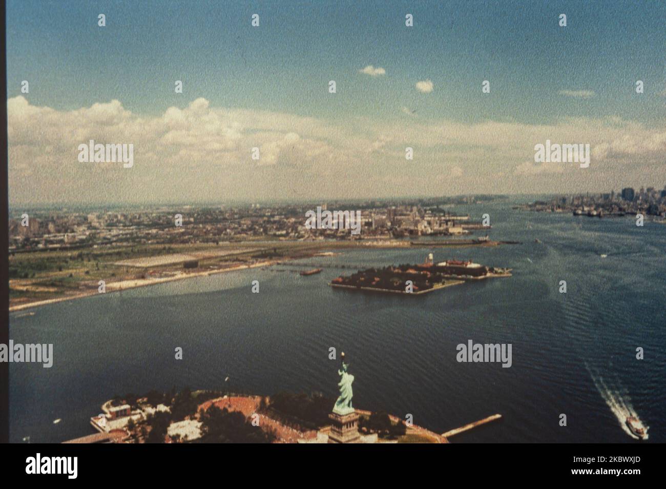 New york aerial archives manhattan hi-res stock photography and images ...