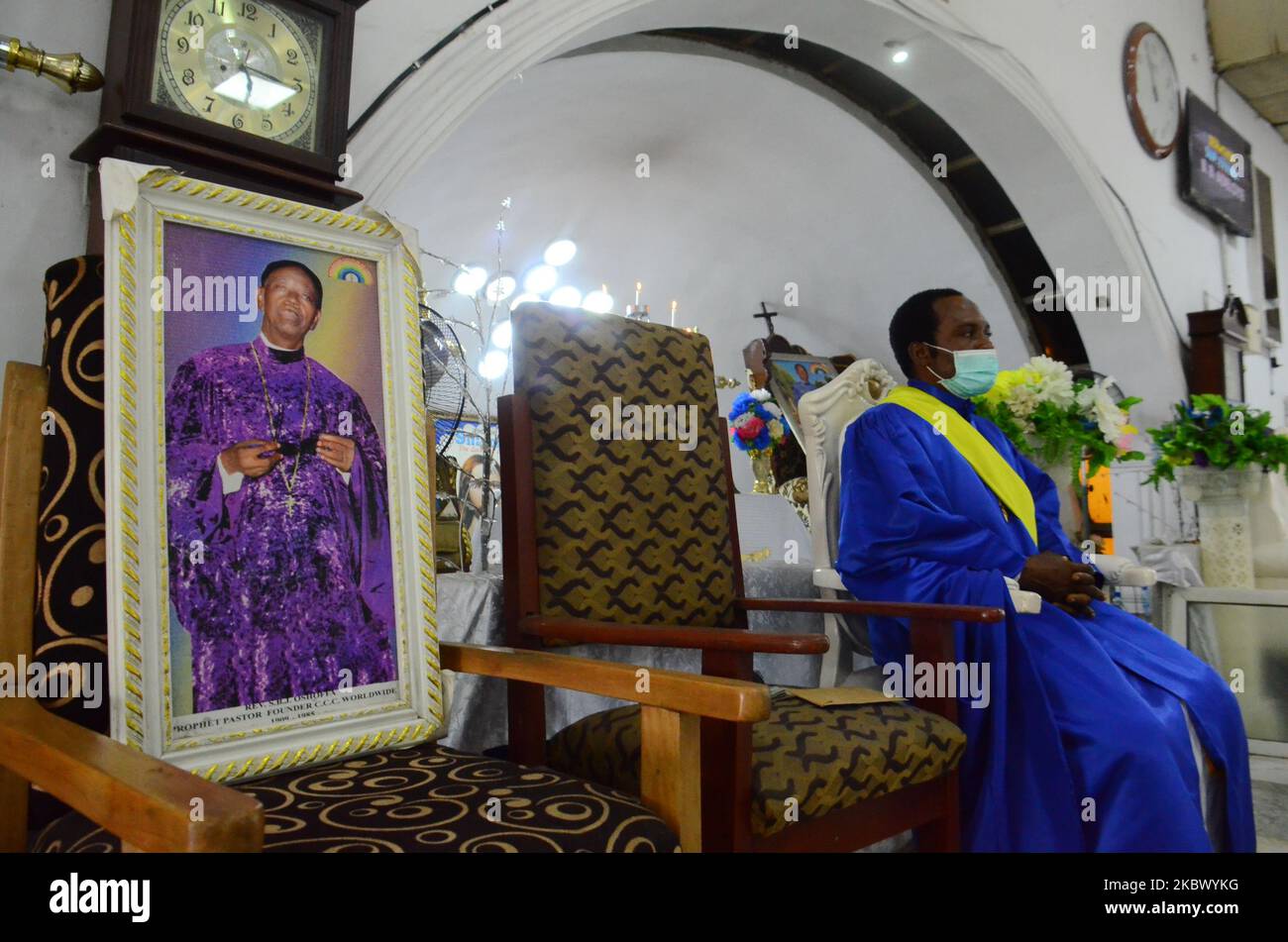 Picture fame of samuel bilewu joseph oshoffa hi-res stock photography ...