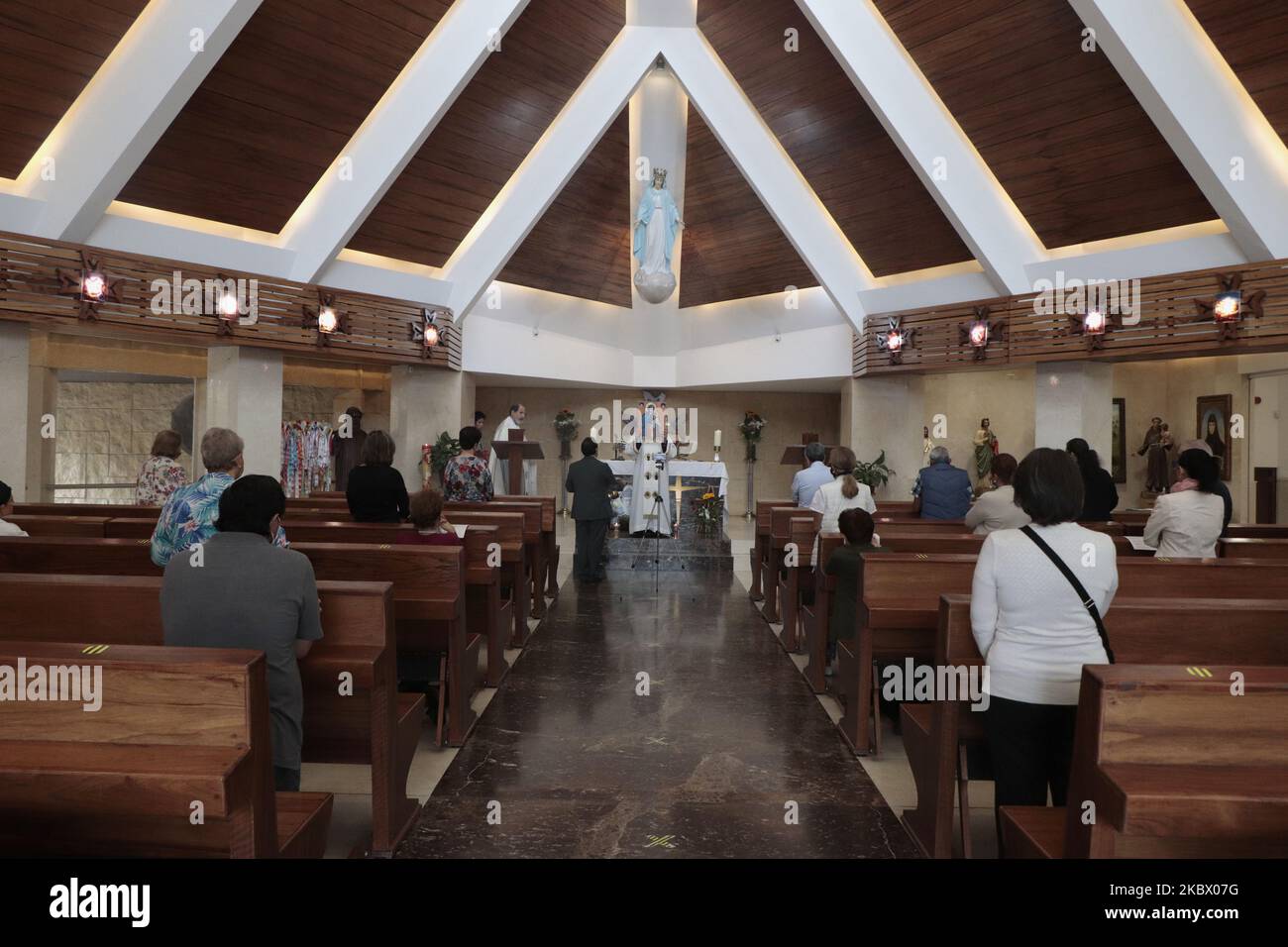 Lebanese community in Mexico, participates in mass in the Parish of Our ...