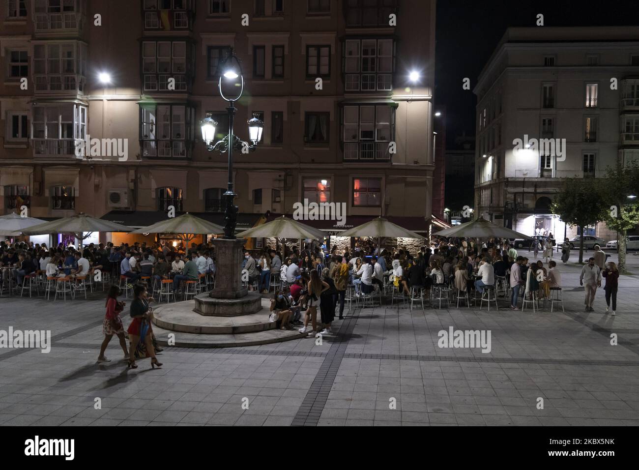 Noche de copas hi-res stock photography and images - Alamy