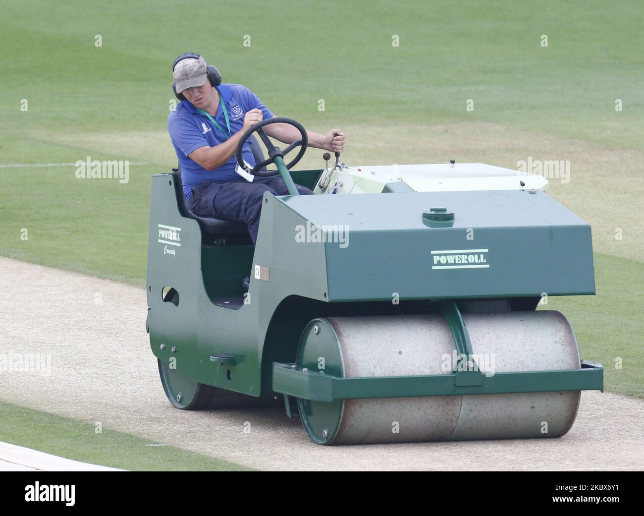 Essex's Adam Wheater during day one of Bob Willis Trophy Southern Group ...