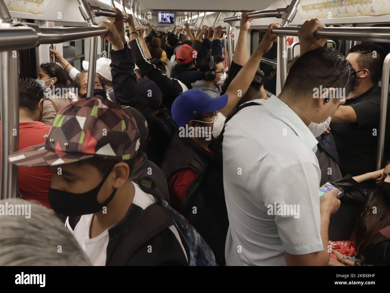On Monday afternoon, the Mexico City subway was left without service ...