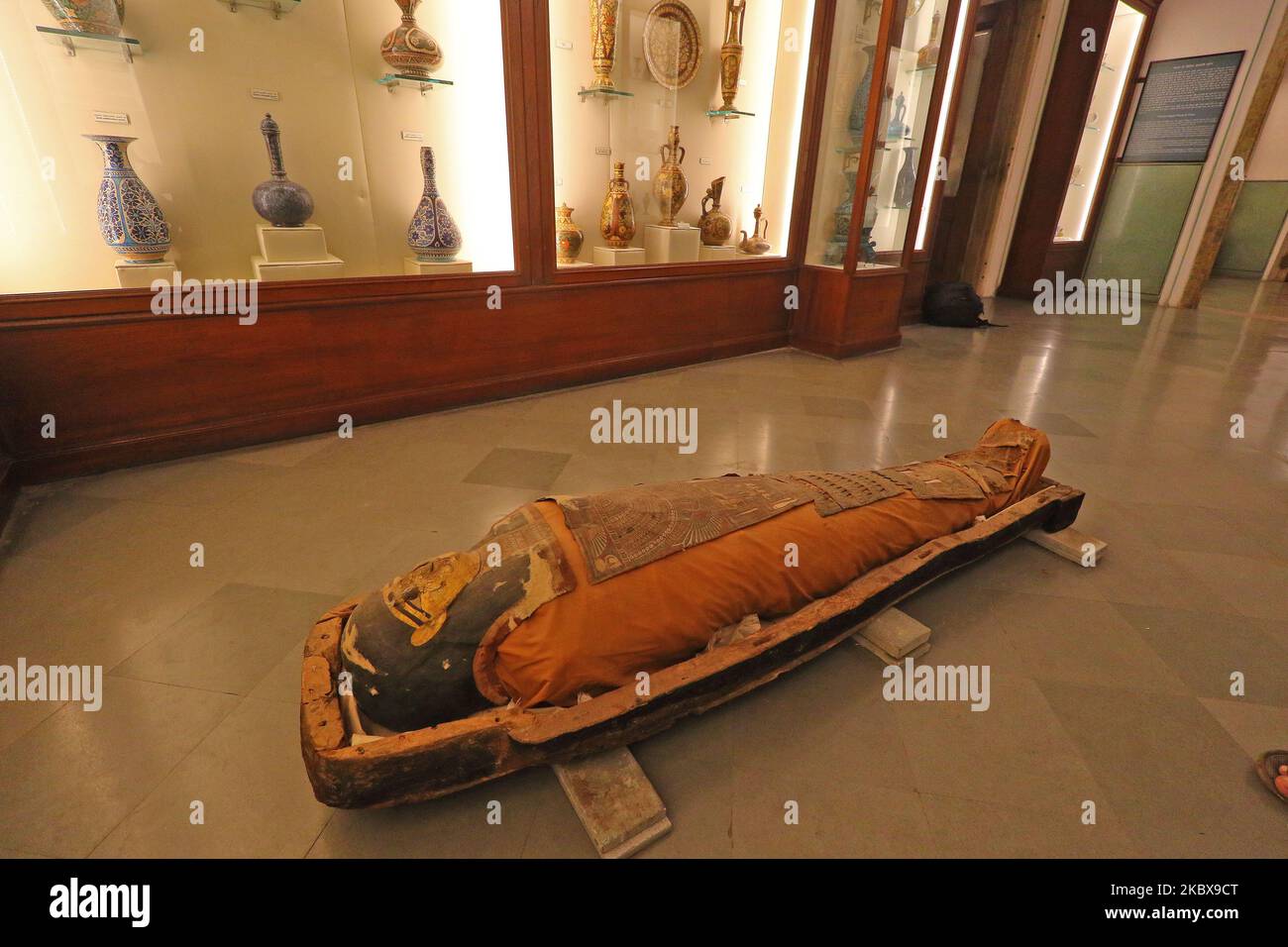 Drowning on the floor hi-res stock photography and images - Alamy