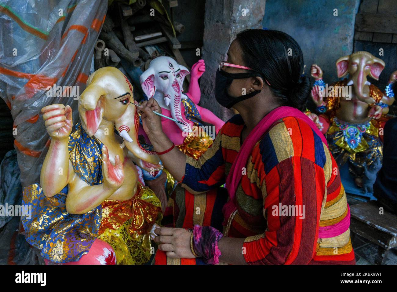 Arrival of lord ganesha hi-res stock photography and images - Alamy