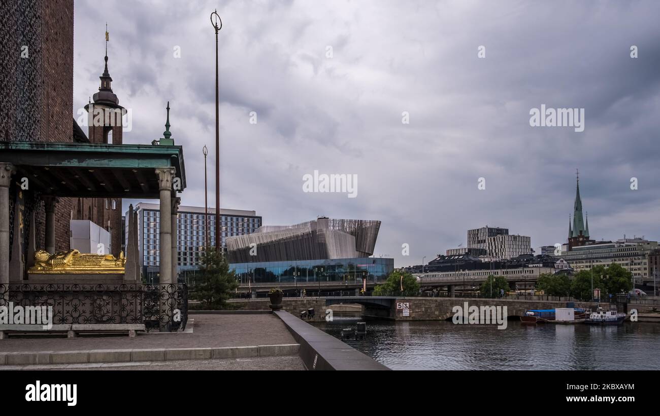 Architectural detail of Stockholm City Hall (Stockholms stadshus), seat ...