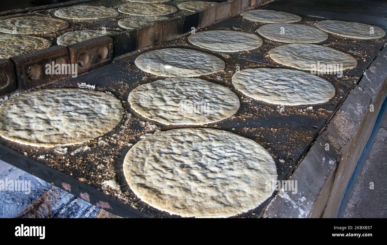 Tortillas factory hi-res stock photography and images - Alamy