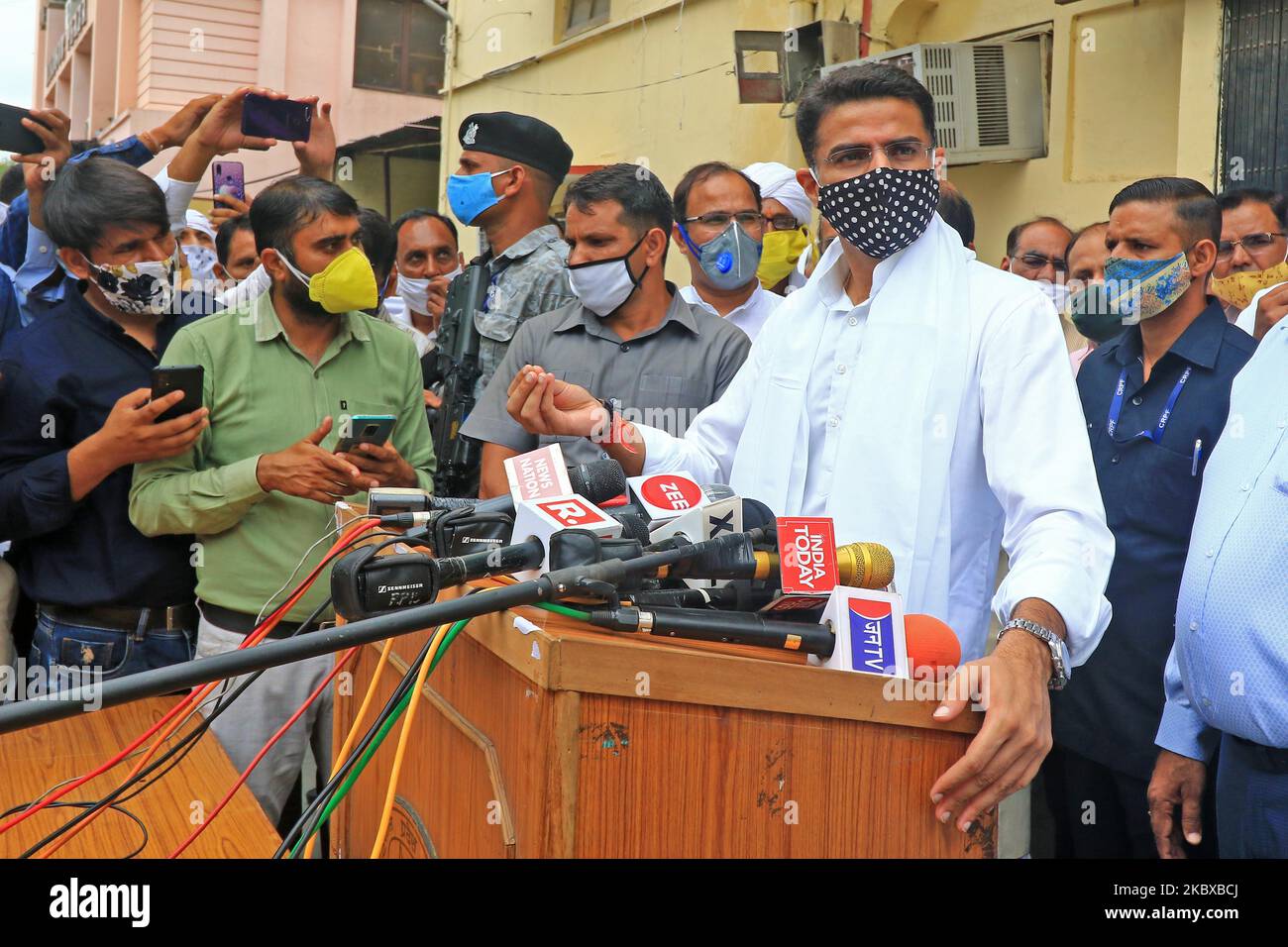 Congress senior leader Sachin Pilot addresses media after paying ... Congress senior leader Sachin Pilot addresses media after paying ...