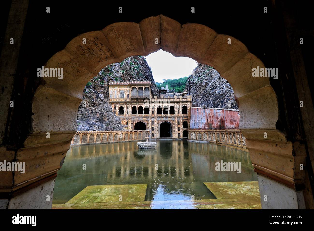 A view of overflow 'holy kund' (Shrine Pond) of Galta Ji temple ...