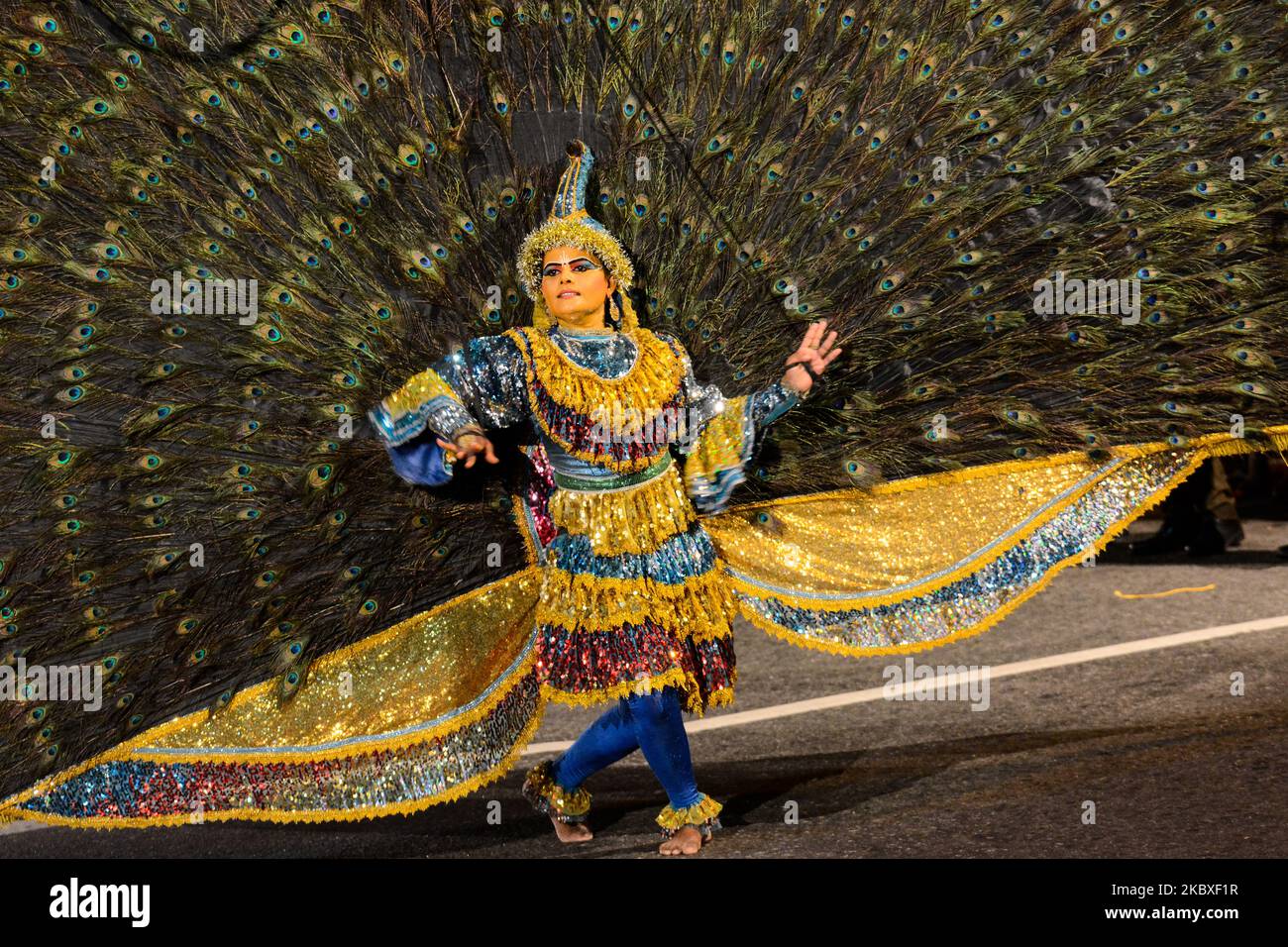 Bellanwila temple hi-res stock photography and images - Alamy