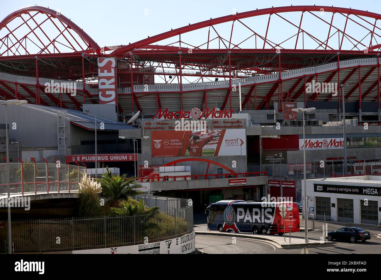 Paris Saint-Germain's bus arrives at the Luz stadium in Lisbon on ...