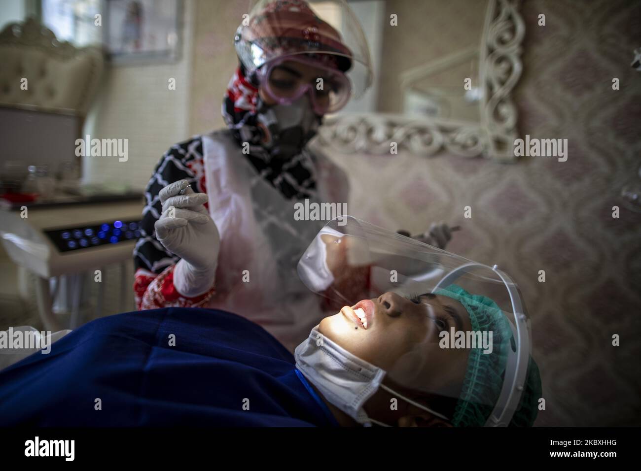 Regular hazmat cloth hi-res stock photography and images - Alamy