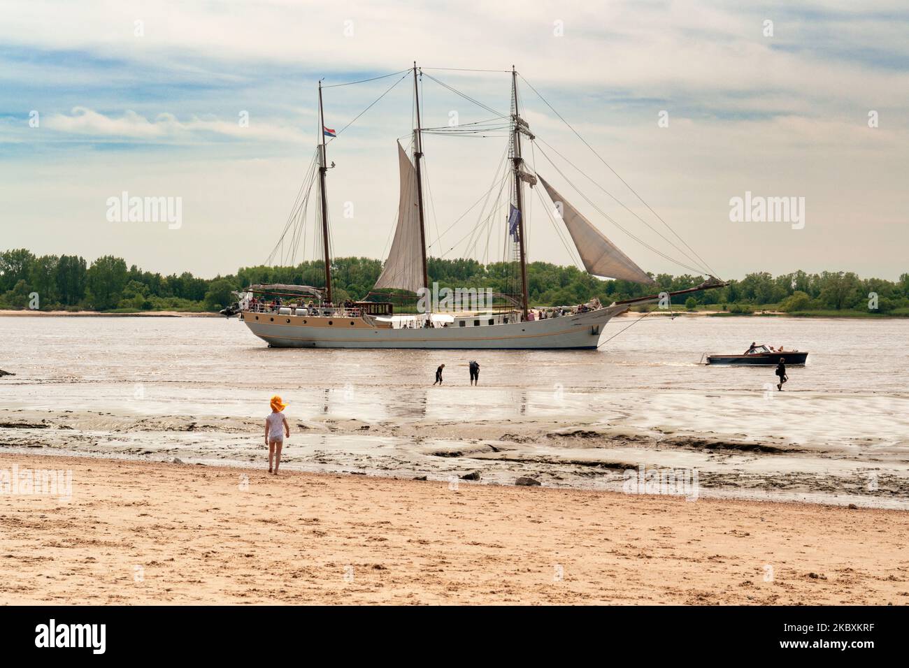 A view of the sailing ship on the beach Stock Photo - Alamy