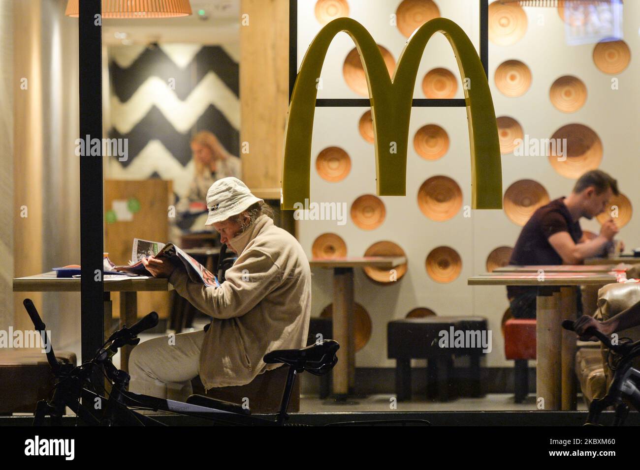 44 097 hi-res stock photography and images - Alamy