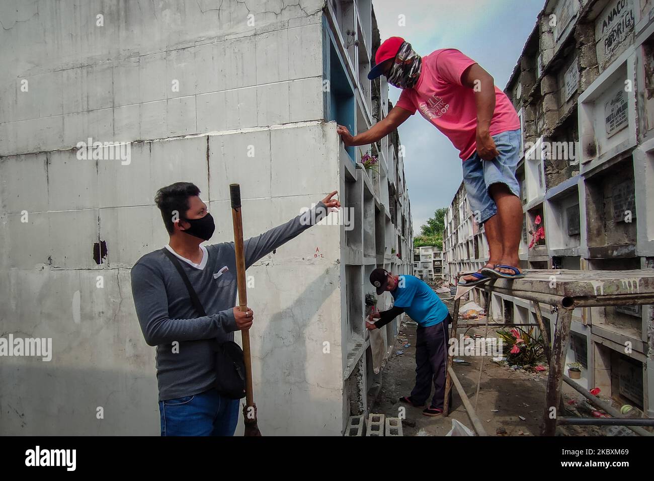 Co exhumers hi-res stock photography and images - Alamy