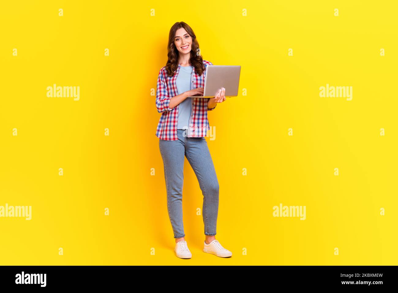 Full length photo of cute nice lady wear stylish casual outfit hold ...