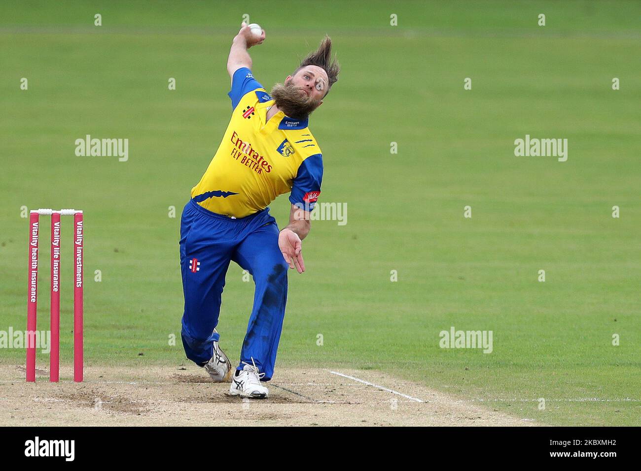 Nathan rimmington of durham bowling hi-res stock photography and images ...