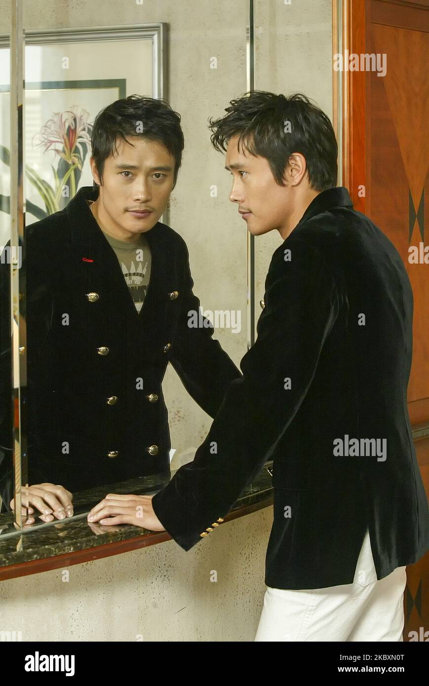 Lee byung hun hi-res stock photography and images - Alamy