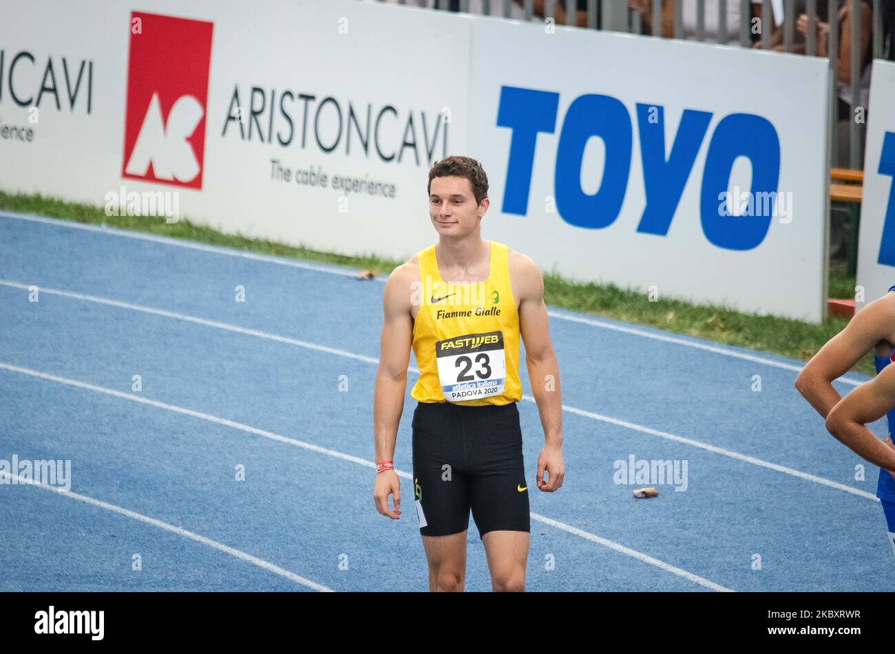 Metres qulification hi-res stock photography and images - Alamy