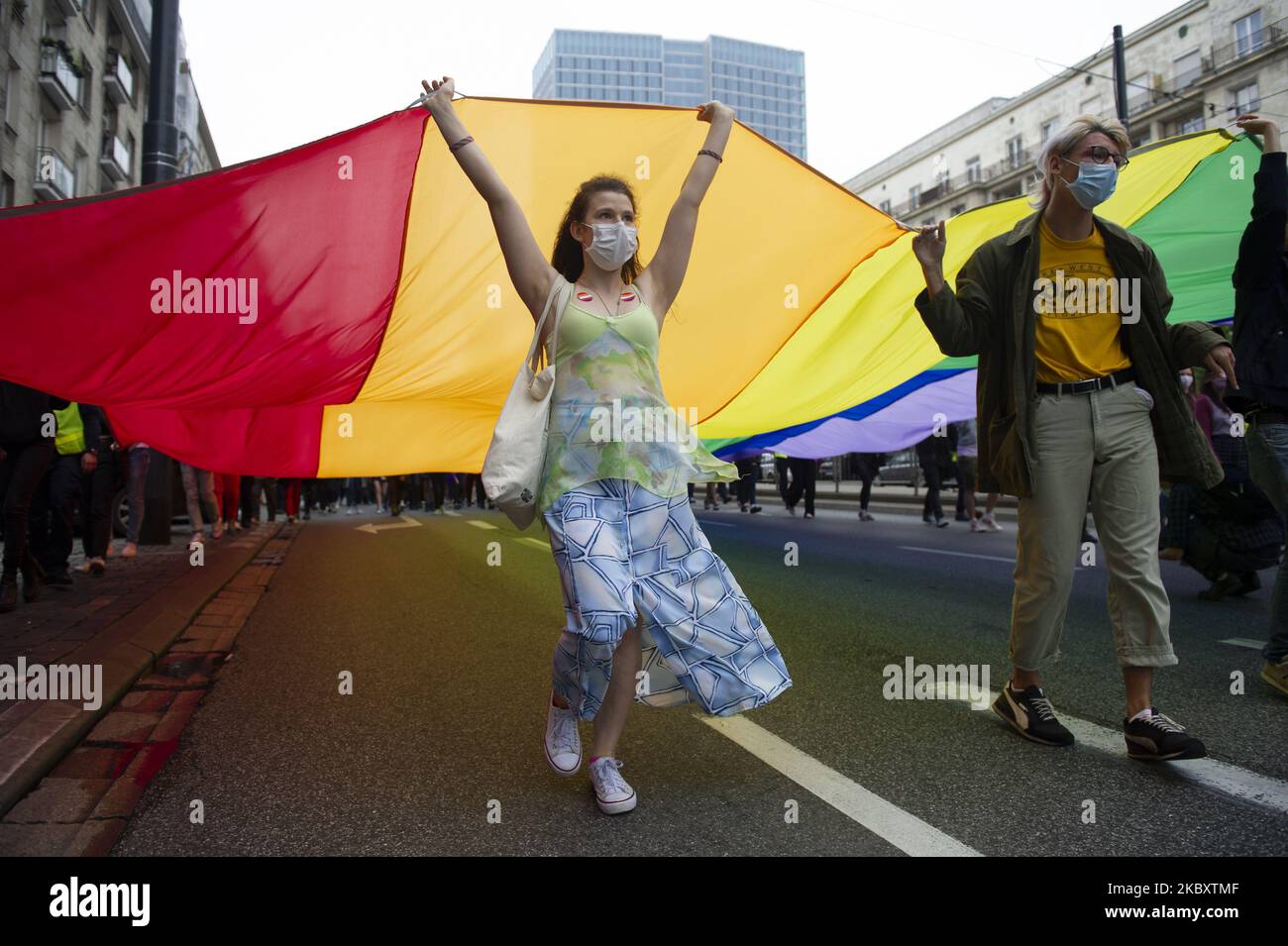 Huge lgbt flag hi-res stock photography and images - Alamy