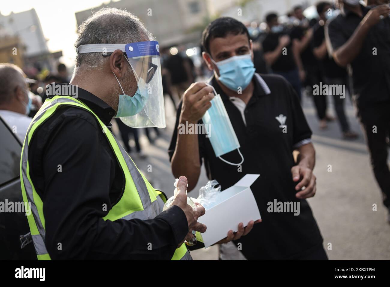 Bahrain manama people in street hi-res stock photography and images - Alamy