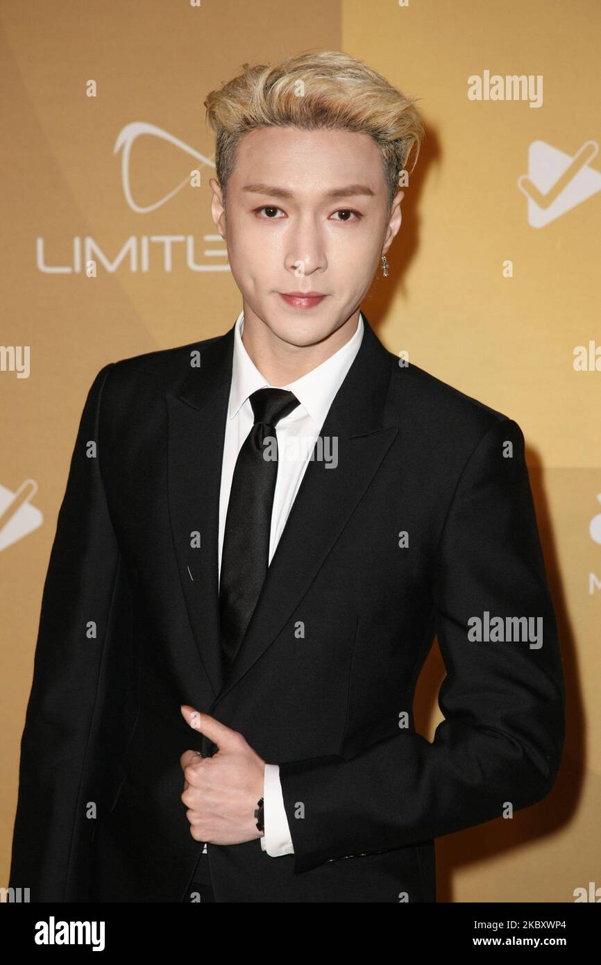 West Hollywood, USA. 03rd Nov, 2022. Lay Zhang attends the 2022 amfAR ...
