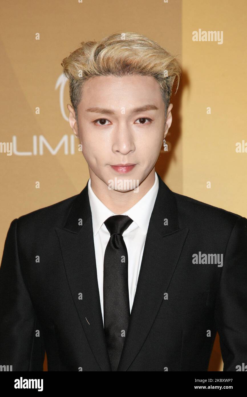 West Hollywood, USA. 03rd Nov, 2022. Lay Zhang attends the 2022 amfAR ...