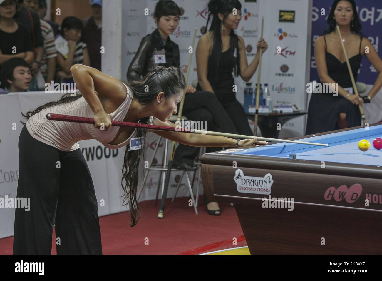 Xtm international team carom challenge match hi-res stock photography ...