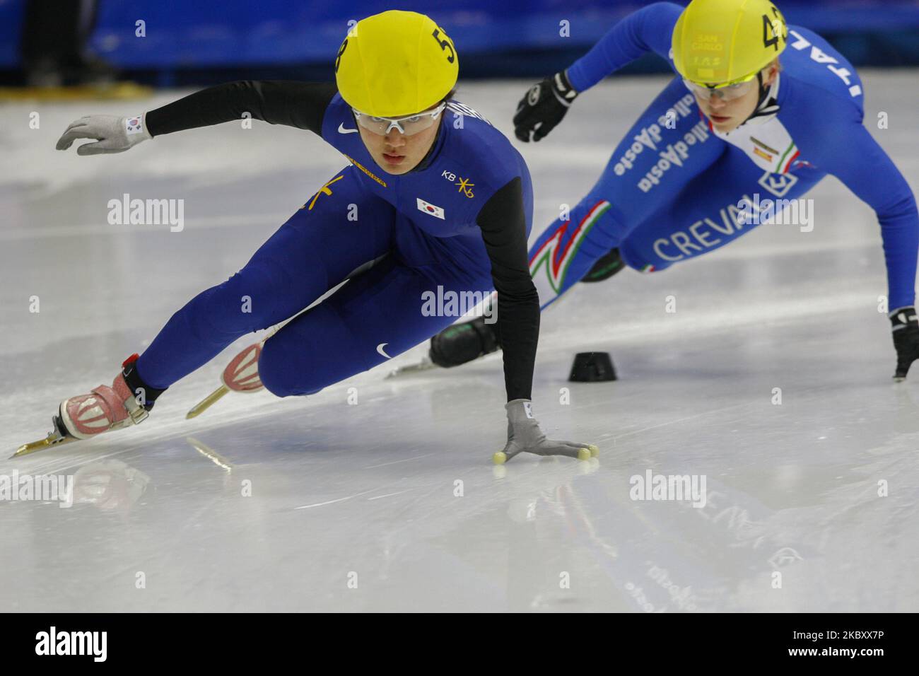 Park Sung-Hi, front, of South Korea competes in the ladies 500-meters ...