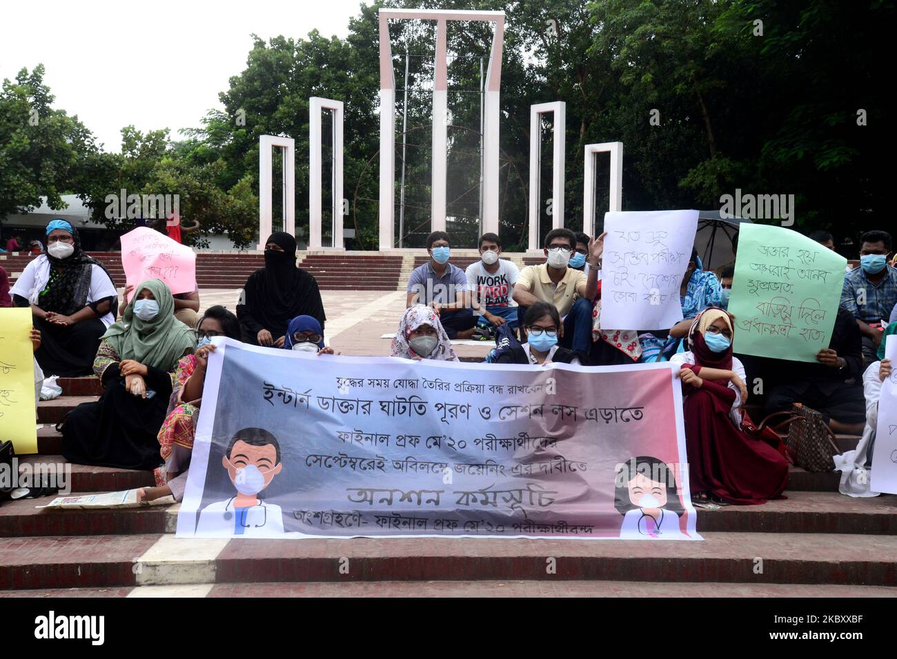 Final pro students of medical collage hi-res stock photography and ...