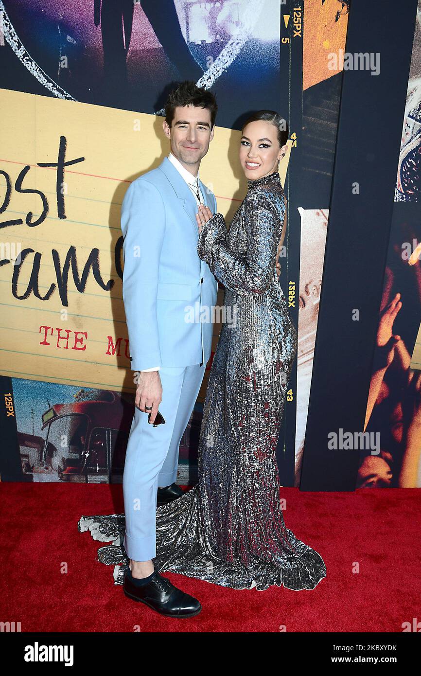 Drew Gehling and Solea Pfeiffer opens in "Almost Famous" Broadway ...