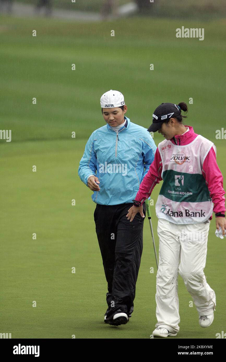 Yani Tseng of Lake Nona FL(left) on the 18th hole during round two of ...