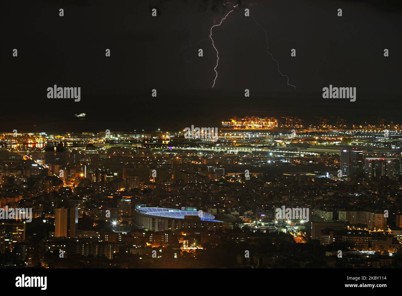 Fc barcelonas camp nou stadium hi-res stock photography and images - Alamy