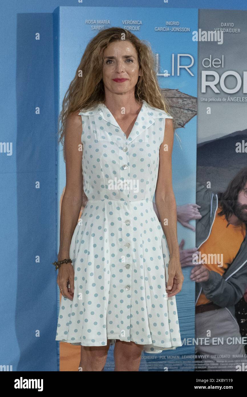 Spanish actress Liz Lobato attends 'Salir Del Ropero' photocall at ...
