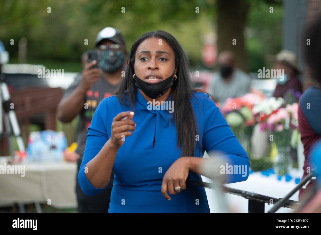 Zach warren hi-res stock photography and images - Alamy