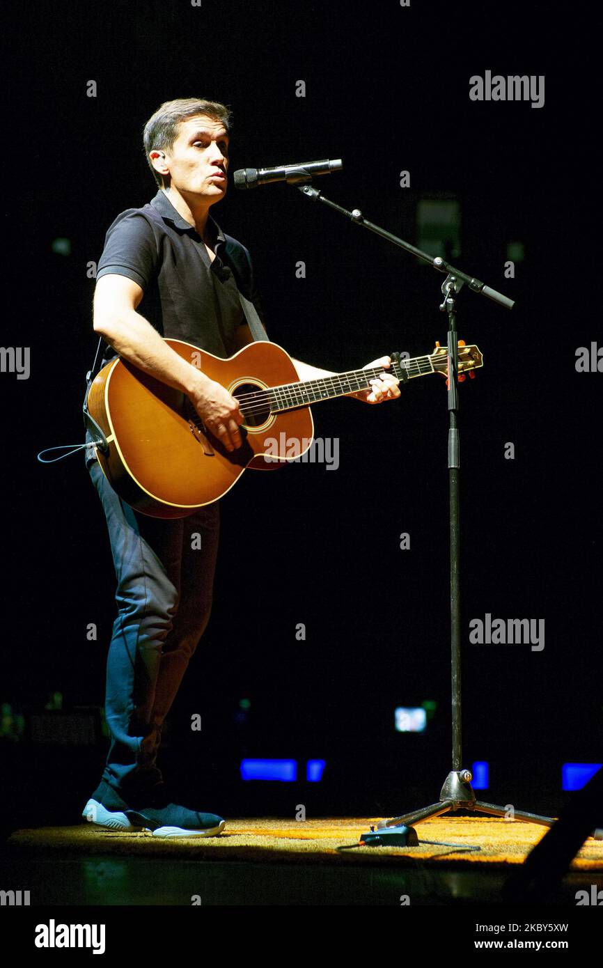 Singer jorge ruiz flores hi-res stock photography and images - Alamy